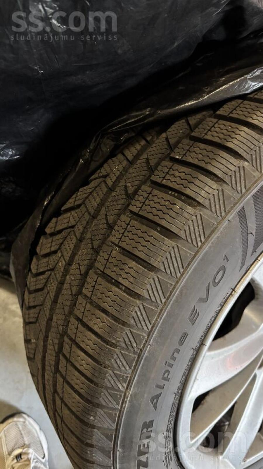 Balts BMW 520 2012 Rīga, ar dzinēja tilpumu 2.00 L un nobraukumu 230 tūkst. km par 11500 €, foto 14 vietnē AUTOMOTO.COM.LV