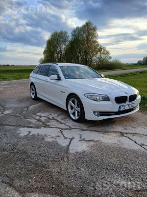 White BMW 520 2013 in Bauska, with an engine capacity of 2.00 L and mileage of 311 thousand km for 6250 €, photo  on AUTOMOTO.COM.LV