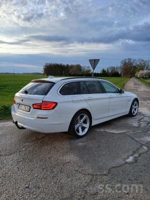 White BMW 520 2013 in Bauska, with an engine capacity of 2.00 L and mileage of 311 thousand km for 6250 €, photo 5 on AUTOMOTO.COM.LV