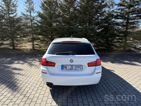 White BMW 520 2013 in Cesis, with an engine capacity of 2.00 L and mileage of 310 thousand km for 9850 €, photo 5 on AUTOMOTO.COM.LV