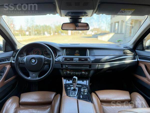 White BMW 520 2013 in Cesis, with an engine capacity of 2.00 L and mileage of 310 thousand km for 9850 €, photo 7 on AUTOMOTO.COM.LV