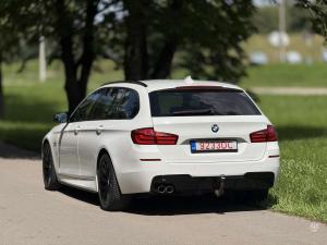 White BMW 520 2013 in Kaunas, with an engine capacity of 2.00 L and mileage of 280 thousand km for 9950 €, photo 6 on AUTOMOTO.COM.LV