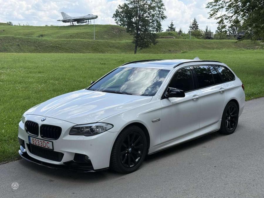 White BMW 520 2013 in Kaunas, with an engine capacity of 2.00 L and mileage of 280 thousand km for 9950 €, photo 7 on AUTOMOTO.COM.LV