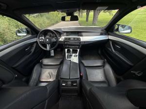 White BMW 520 2013 in Kaunas, with an engine capacity of 2.00 L and mileage of 280 thousand km for 9950 €, photo 12 on AUTOMOTO.COM.LV