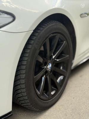 White BMW 520 2013 in Kaunas, with an engine capacity of 2.00 L and mileage of 280 thousand km for 9950 €, photo 23 on AUTOMOTO.COM.LV