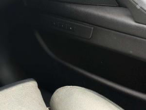 White BMW 520 2013 in Kaunas, with an engine capacity of 2.00 L and mileage of 280 thousand km for 9950 €, photo 32 on AUTOMOTO.COM.LV