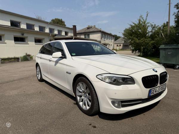 Balts BMW 520 2013 Tauragė, ar dzinēja tilpumu 2.00 L un nobraukumu 275 tūkst. km par 7200 €, foto 1 vietnē AUTOMOTO.COM.LV