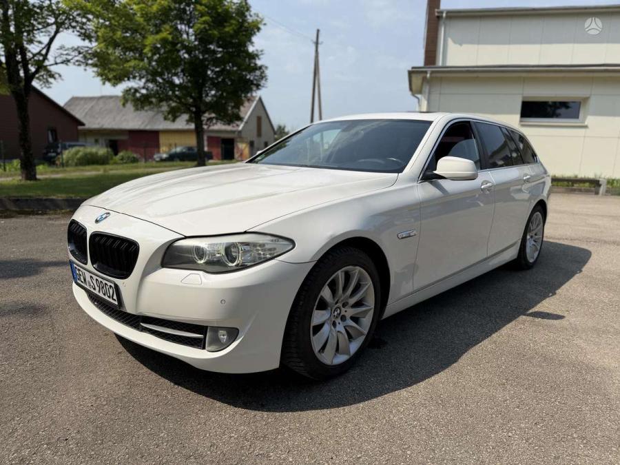 Balts BMW 520 2013 Tauragė, ar dzinēja tilpumu 2.00 L un nobraukumu 275 tūkst. km par 7200 €, foto 3 vietnē AUTOMOTO.COM.LV