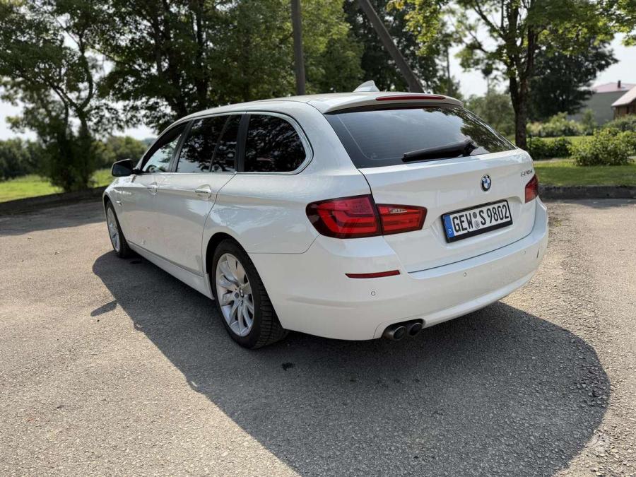 Balts BMW 520 2013 Tauragė, ar dzinēja tilpumu 2.00 L un nobraukumu 275 tūkst. km par 7200 €, foto 5 vietnē AUTOMOTO.COM.LV