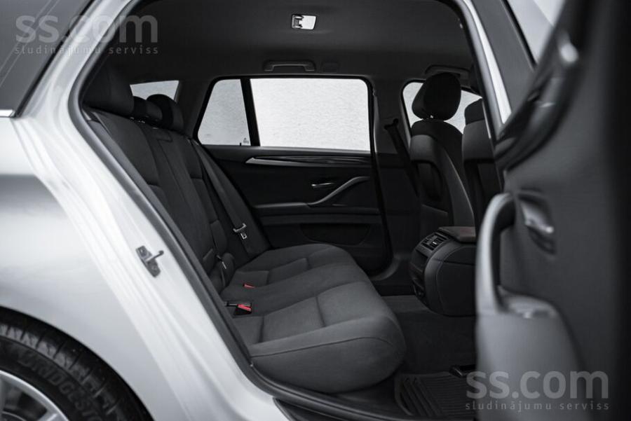White BMW 520 2013 in Riga, with an engine capacity of 2.00 L and mileage of 223 thousand km for 9750 €, photo 15 on AUTOMOTO.COM.LV