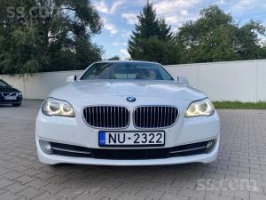 White BMW 520 2013 in Riga, with an engine capacity of 2.00 L and mileage of 337 thousand km for 8400 €, photo 4 on AUTOMOTO.COM.LV