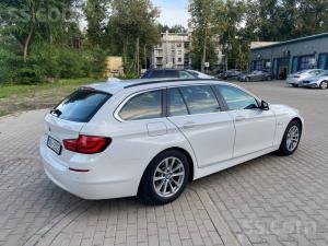 White BMW 520 2013 in Riga, with an engine capacity of 2.00 L and mileage of 337 thousand km for 8400 €, photo 10 on AUTOMOTO.COM.LV