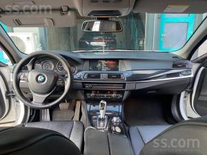 White BMW 520 2013 in Riga, with an engine capacity of 2.00 L and mileage of 337 thousand km for 8400 €, photo 17 on AUTOMOTO.COM.LV