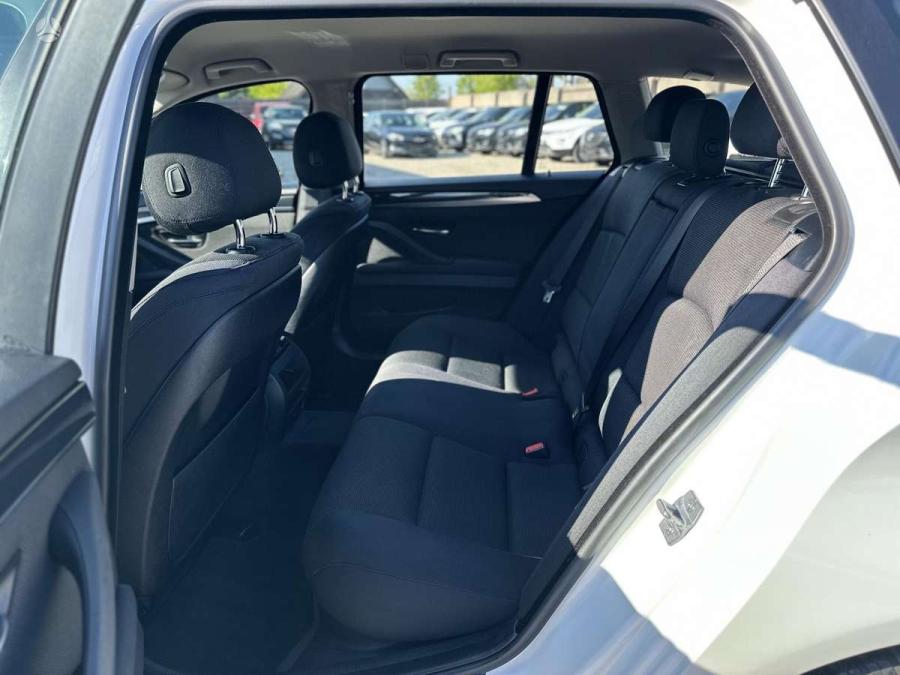 Balts BMW 520 2013 Telšiai, ar dzinēja tilpumu 2.00 L un nobraukumu 285 tūkst. km par 7200 €, foto 14 vietnē AUTOMOTO.COM.LV