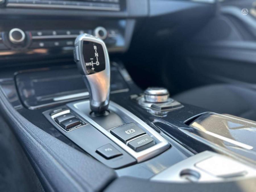 Balts BMW 520 2013 Telšiai, ar dzinēja tilpumu 2.00 L un nobraukumu 285 tūkst. km par 7200 €, foto 17 vietnē AUTOMOTO.COM.LV