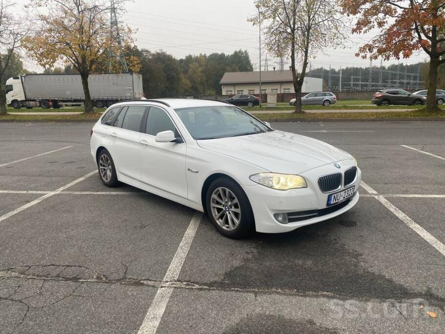 Белый БМВ 520 2013 в Рига, объемом двигателя 2.00 л и пробегом 340 тыс. км за 7950 €, фото 1 на AUTOMOTO.COM.LV