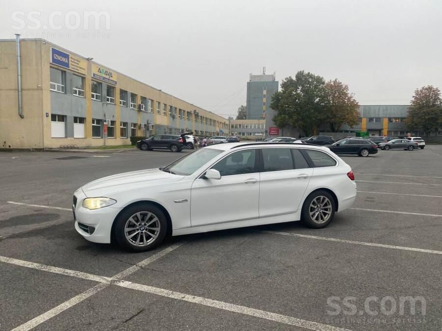 Белый БМВ 520 2013 в Рига, объемом двигателя 2.00 л и пробегом 340 тыс. км за 7950 €, фото 3 на AUTOMOTO.COM.LV