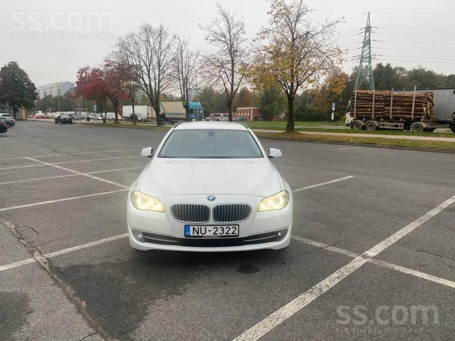 Белый БМВ 520 2013 в Рига, объемом двигателя 2.00 л и пробегом 340 тыс. км за 7950 €, фото 5 на AUTOMOTO.COM.LV