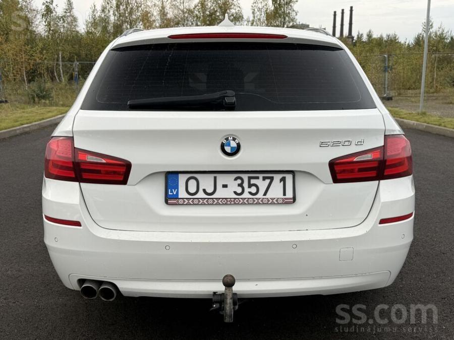White BMW 520 2013 in Liepaja, with an engine capacity of 2.00 L and mileage of 331 thousand km for 7990 €, photo 15 on AUTOMOTO.COM.LV