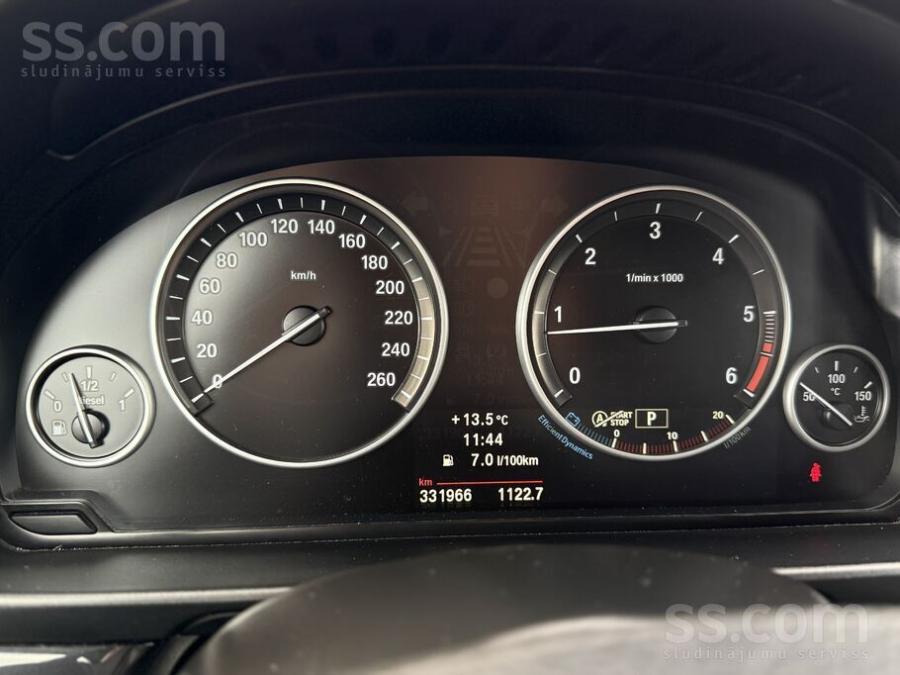 White BMW 520 2013 in Liepaja, with an engine capacity of 2.00 L and mileage of 331 thousand km for 7990 €, photo 42 on AUTOMOTO.COM.LV
