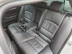 Balts BMW 520 2014 Viļņa, ar dzinēja tilpumu 2.00 L un nobraukumu 322 tūkst. km par 10350 €, foto 35 vietnē AUTOMOTO.COM.LV