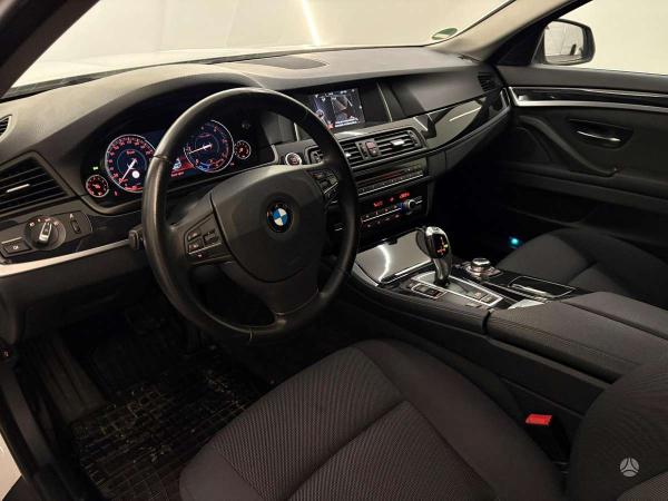 Balts BMW 520 2014 Marijampole, ar dzinēja tilpumu 2.00 L un nobraukumu 183 tūkst. km par 9450 €, foto 2 vietnē AUTOMOTO.COM.LV