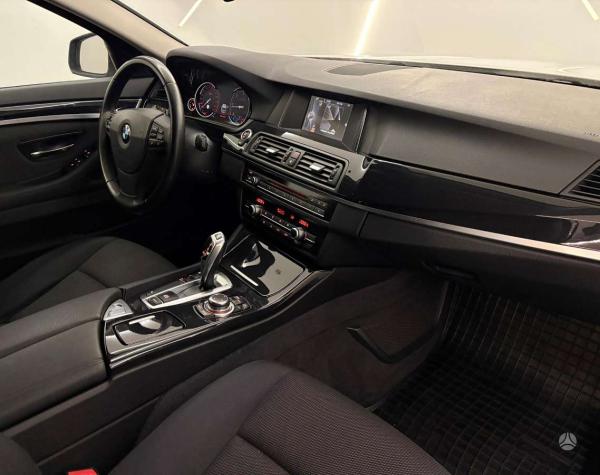 Balts BMW 520 2014 Marijampole, ar dzinēja tilpumu 2.00 L un nobraukumu 183 tūkst. km par 9450 €, foto 10 vietnē AUTOMOTO.COM.LV