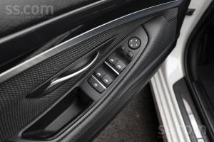 Balts BMW 520 2014 Jelgava, ar dzinēja tilpumu 2.00 L un nobraukumu 0 tūkst. km par 9750 €, foto 22 vietnē AUTOMOTO.COM.LV