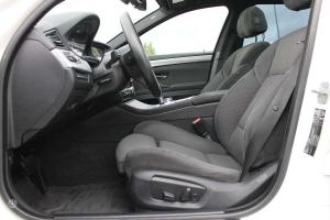 Balts BMW 520 2014 Birštonas, ar dzinēja tilpumu 2.00 L un nobraukumu 251 tūkst. km par 11150 €, foto 19 vietnē AUTOMOTO.COM.LV