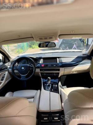 White BMW 520 2014 in Ogre, with an engine capacity of 2.00 L and mileage of 265 thousand km for 9100 €, photo 5 on AUTOMOTO.COM.LV