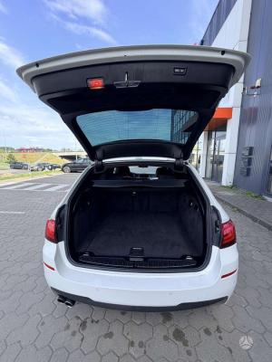 Balts BMW 520 2014 Viļņa, ar dzinēja tilpumu 2.00 L un nobraukumu 262 tūkst. km par 11900 €, foto 6 vietnē AUTOMOTO.COM.LV