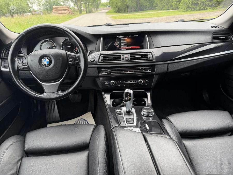 White BMW 520 2014 in Kelme, with an engine capacity of 2.00 L and mileage of 411 thousand km for 7250 €, photo 13 on AUTOMOTO.COM.LV