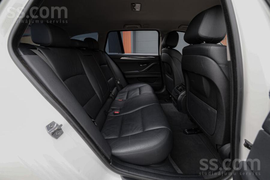 Balts BMW 520 2014 Jelgava, ar dzinēja tilpumu 2.00 L un nobraukumu 0 tūkst. km par 10500 €, foto 21 vietnē AUTOMOTO.COM.LV