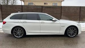 White BMW 520 2015 in Vilnius, with an engine capacity of 2.00 L and mileage of 277 thousand km for 11070 €, photo 5 on AUTOMOTO.COM.LV