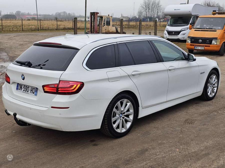 White BMW 520 2015 in Taurage, with an engine capacity of 2.00 L and mileage of 216 thousand km for 10200 €, photo 8 on AUTOMOTO.COM.LV