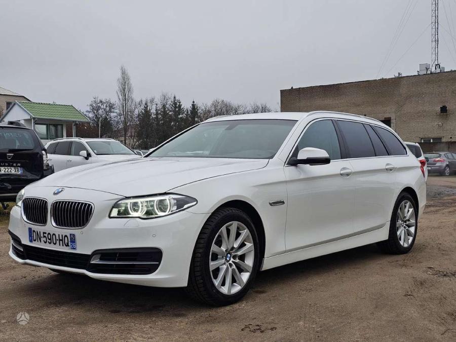 White BMW 520 2015 in Taurage, with an engine capacity of 2.00 L and mileage of 216 thousand km for 10200 €, photo 11 on AUTOMOTO.COM.LV