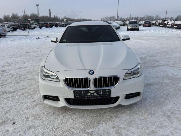 White BMW 520 2015 in Marijampole, with an engine capacity of 2.00 L and mileage of 229 thousand km for 14400 €, photo 7 on AUTOMOTO.COM.LV