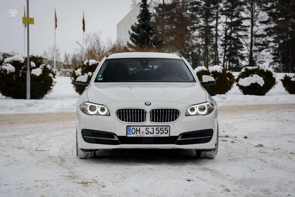 White BMW 520 2015 in Elektrenai, with an engine capacity of 2.00 L and mileage of 248 thousand km for 11450 €, photo 2 on AUTOMOTO.COM.LV