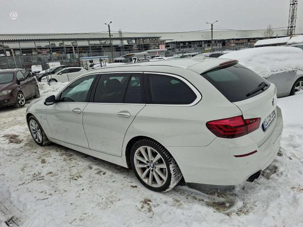 White BMW 520 2015 in Kaunas, with an engine capacity of 2.00 L and mileage of 255 thousand km for 9750 €, photo 4 on AUTOMOTO.COM.LV