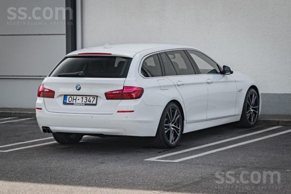 White BMW 520 2015 in Riga, with an engine capacity of 2.00 L and mileage of 188 thousand km for 12150 €, photo 4 on AUTOMOTO.COM.LV