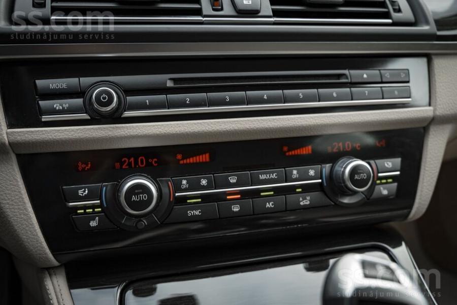 Balts BMW 520 2015 Rīga, ar dzinēja tilpumu 2.00 L un nobraukumu 188 tūkst. km par 12150 €, foto 24 vietnē AUTOMOTO.COM.LV