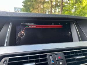 White BMW 520 2015 in Vilnius, with an engine capacity of 2.00 L and mileage of 278 thousand km for 9950 €, photo 40 on AUTOMOTO.COM.LV