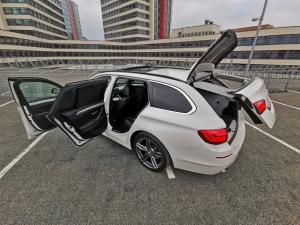 White BMW 520 2015 in Riga, with an engine capacity of 2.00 L and mileage of 169 thousand km for 15500 €, photo 9 on AUTOMOTO.COM.LV