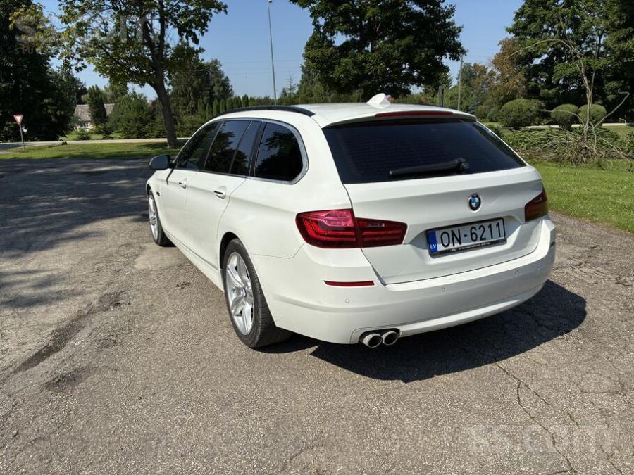 Белый БМВ 520 2015 в Бауска, объемом двигателя 2.00 л и пробегом 272 тыс. км за 11500 €, фото 5 на AUTOMOTO.COM.LV