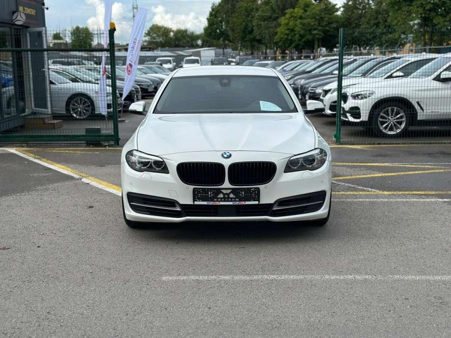 Balts BMW 520 2015 Klaipėda, ar dzinēja tilpumu 2.00 L un nobraukumu 281 tūkst. km par 9900 €, foto 4 vietnē AUTOMOTO.COM.LV