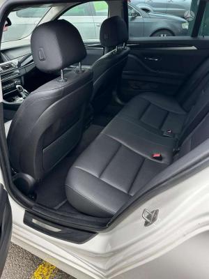 Balts BMW 520 2015 Klaipėda, ar dzinēja tilpumu 2.00 L un nobraukumu 281 tūkst. km par 9900 €, foto 14 vietnē AUTOMOTO.COM.LV