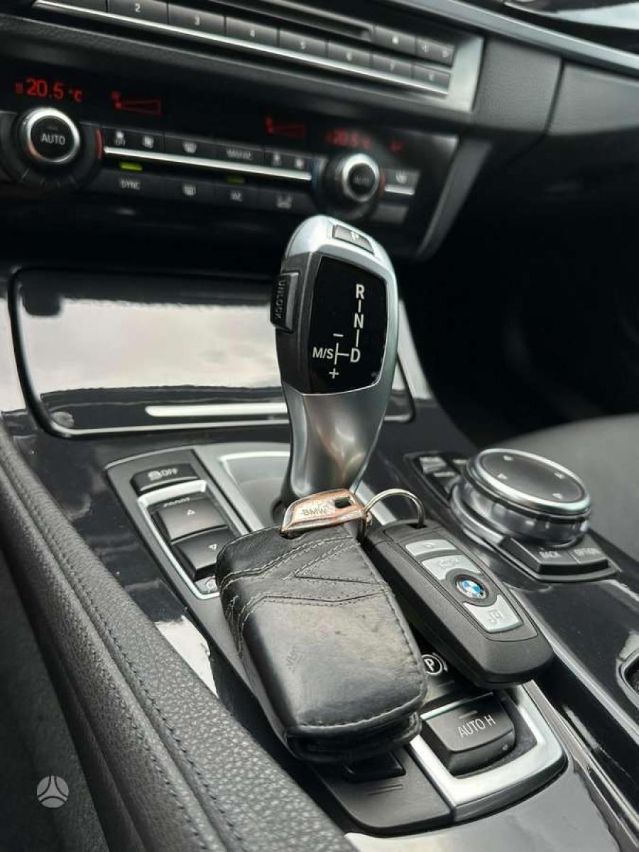 Balts BMW 520 2015 Klaipėda, ar dzinēja tilpumu 2.00 L un nobraukumu 281 tūkst. km par 9900 €, foto 17 vietnē AUTOMOTO.COM.LV