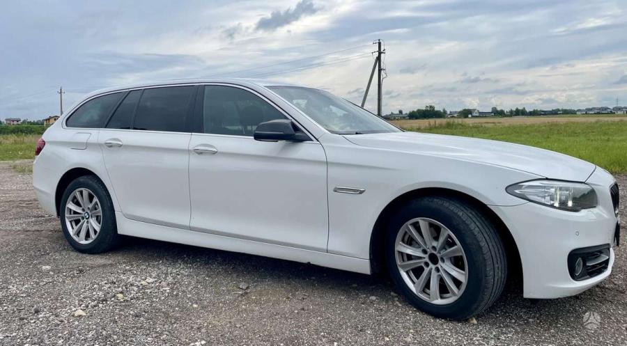 White BMW 520 2015 in Kaunas, with an engine capacity of 2.00 L and mileage of 350 thousand km for 5800 €, photo 4 on AUTOMOTO.COM.LV