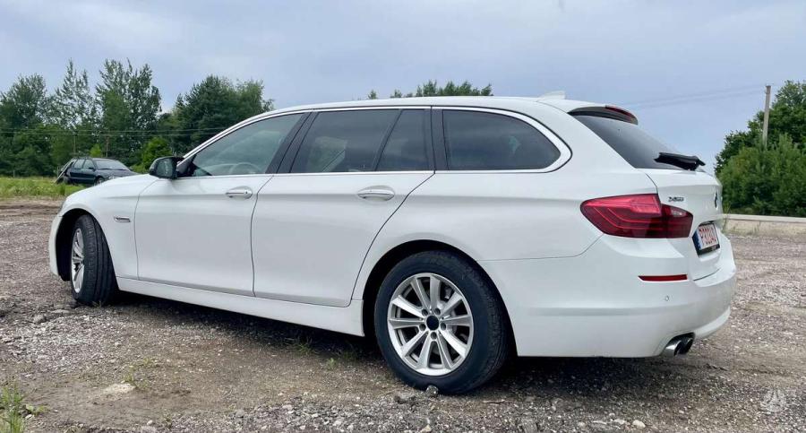 White BMW 520 2015 in Kaunas, with an engine capacity of 2.00 L and mileage of 350 thousand km for 5800 €, photo 6 on AUTOMOTO.COM.LV