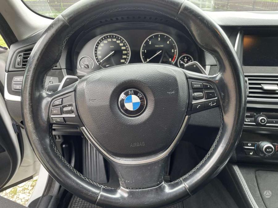 White BMW 520 2015 in Kaunas, with an engine capacity of 2.00 L and mileage of 350 thousand km for 5800 €, photo 14 on AUTOMOTO.COM.LV